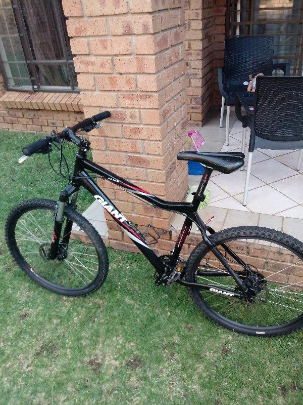 Giant Alias 26er (L) | Bike Hub