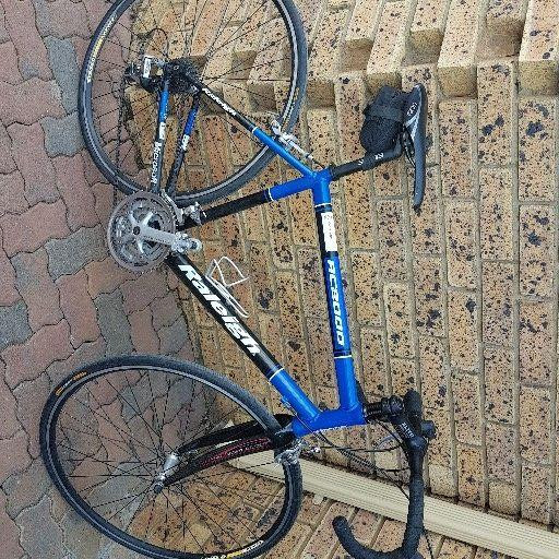 Raleigh AC2000 Racing Bicycle | Road Bikes | Bike Hub