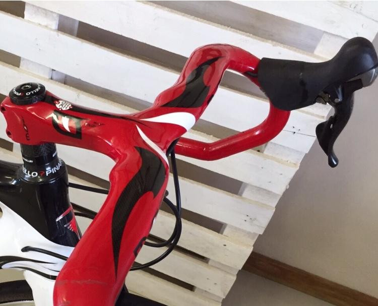 Most Integrated Carbon Handlebar (Pinarello) | Handlebars | Bike Hub