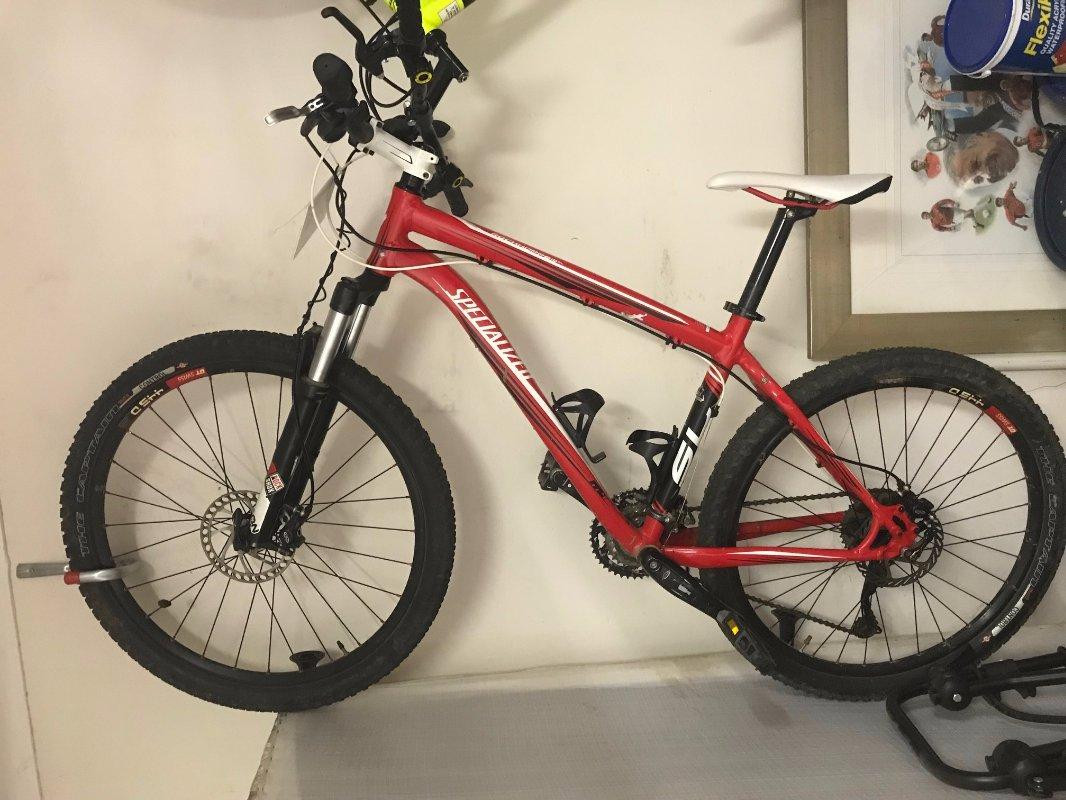 Specialized Rockhopper "26 | Hardtail Mountain Bikes | Bike Hub