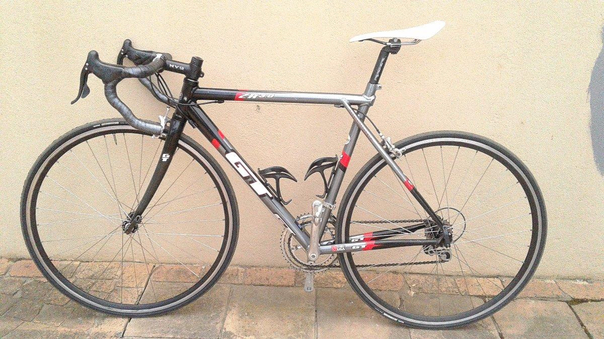 GT ZR 3.0 Race Bike With Campagnolo Groupset | Road Bikes | Bike Hub