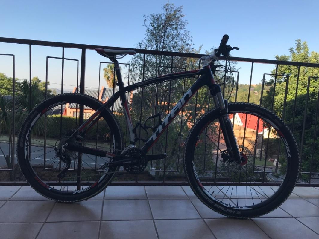 TITAN Elite 29R Series With Accessories | Hardtail Mountain Bikes ...