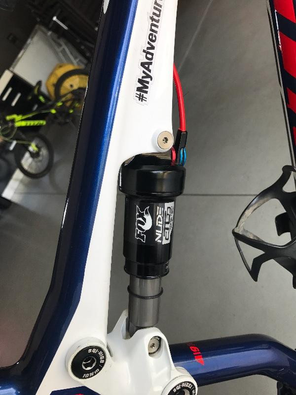 Scott Spark 910 Carbon Dual Suspension | Bike Hub