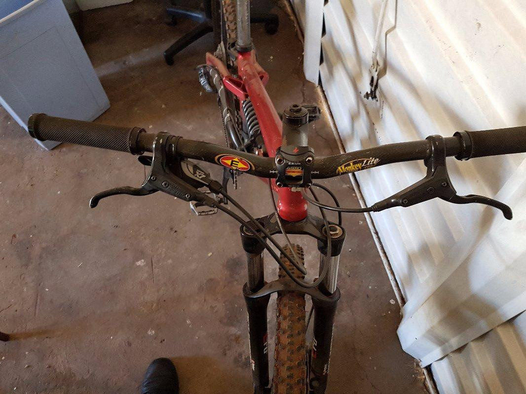 HARO Extreme X-Six SLOPESTYLE Bike | Mountain Bikes | Bike Hub