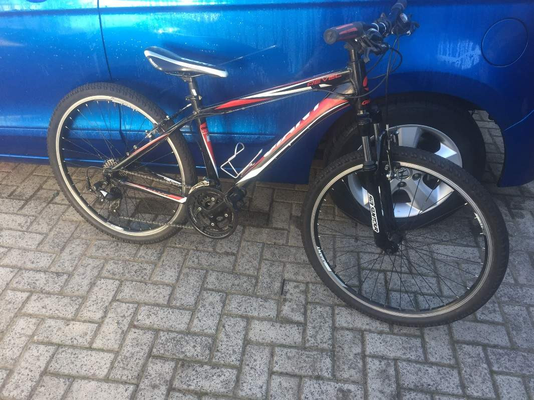 Giant Revel 4 Small Mountainbike | Hardtail Mountain Bikes | Bike Hub