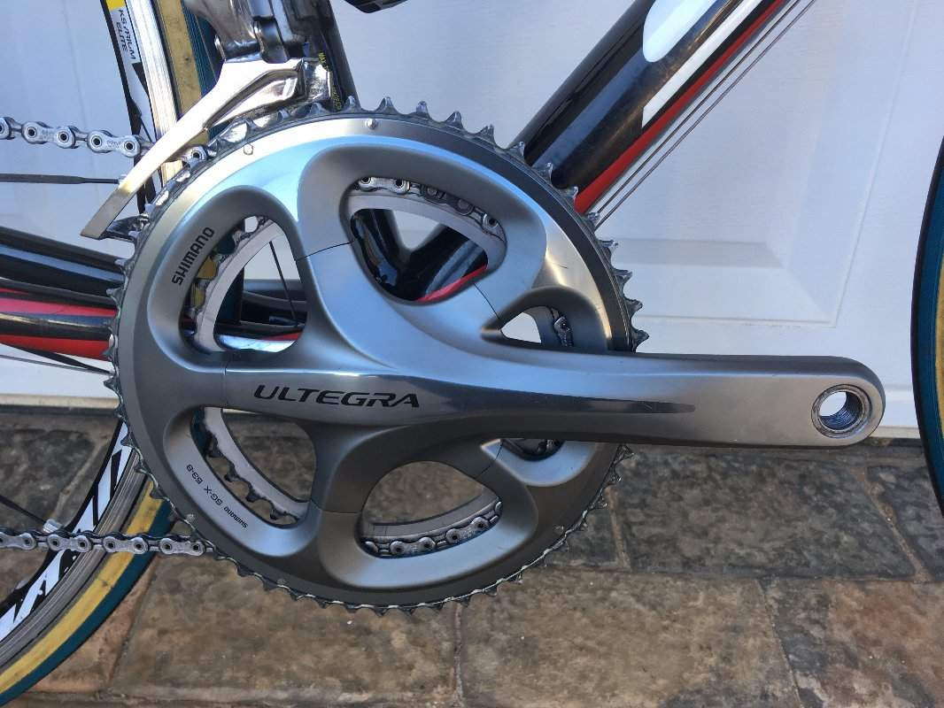 Scott Addict R2 Carbon Medium (54cm) | Road Bikes | Bike Hub