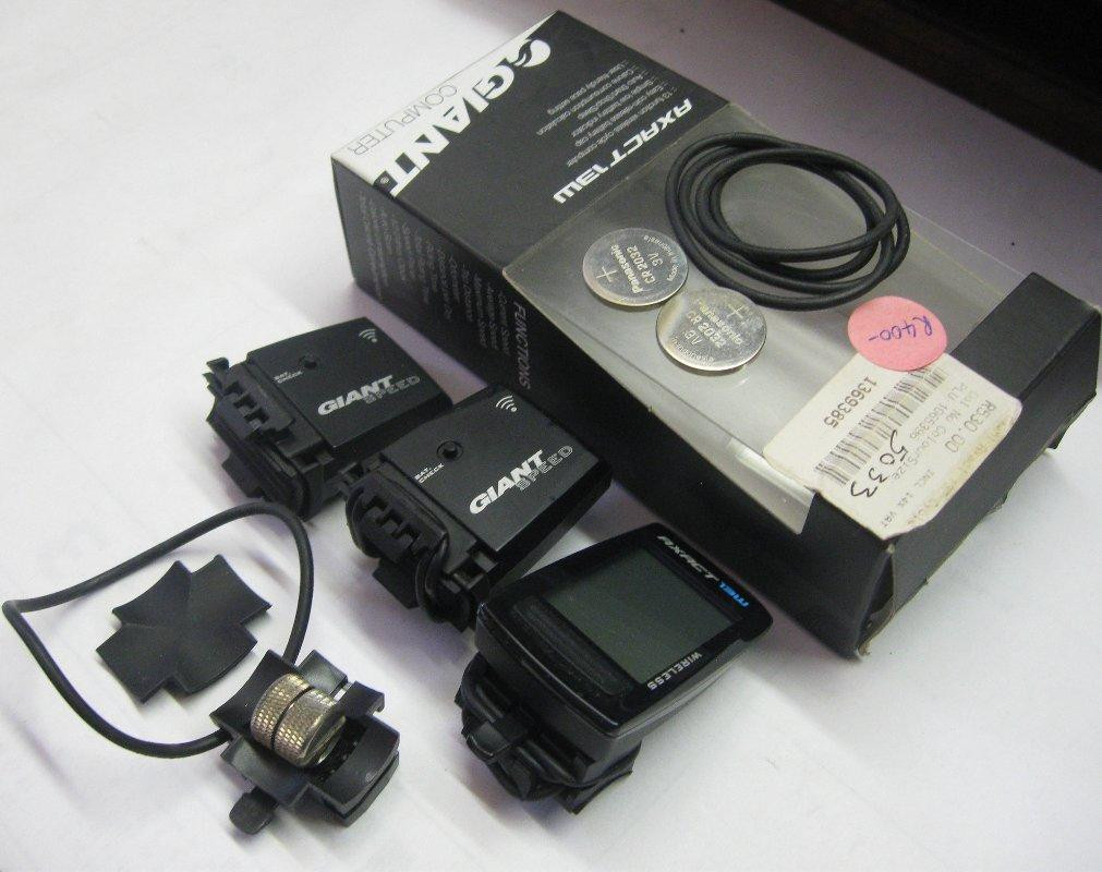 New GIANT AXACT 13 W Wireless Cycle Computer | Power Meters | Bike Hub