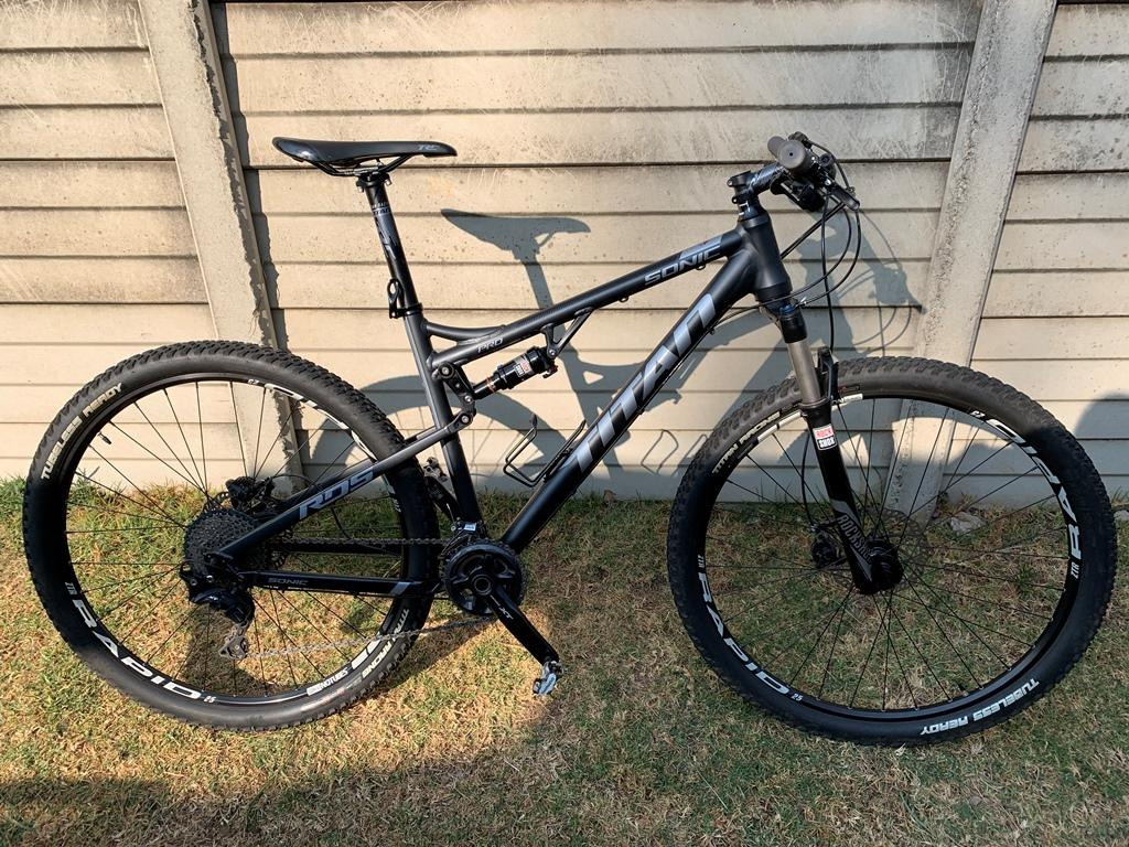 Titan Sonic Pro 29" MTB | Dual Suspension Mountain Bikes | Bike Hub