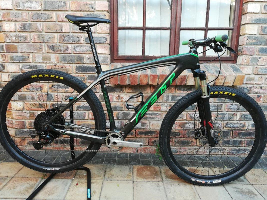 Felt Full Carbon 29er Size Large | Hardtail Mountain Bikes | Bike Hub