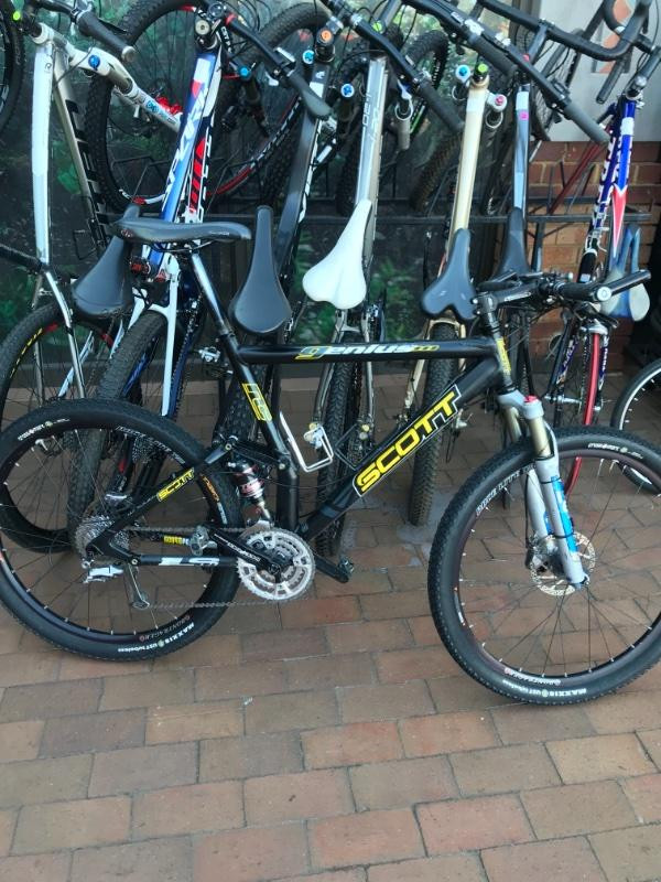 Scott Genius 10 "26"Aluminum Large | Dual Suspension Mountain Bikes ...