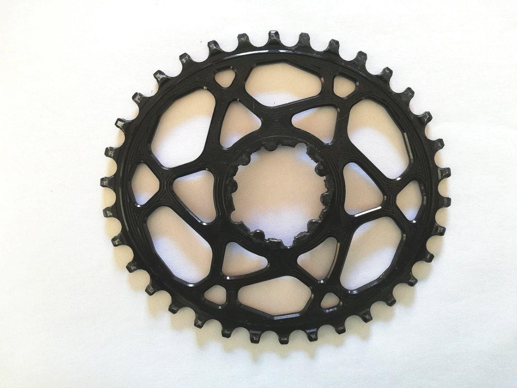 Absolute Black 34 Tooth Oval Chainring | Chainrings | Bike Hub