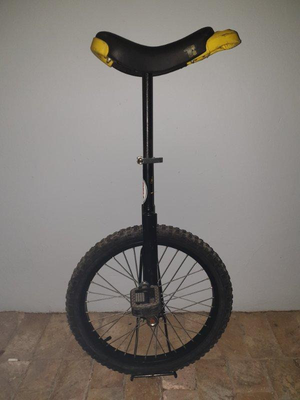 20 Inch Qu-Ax Unicycle For Sale | Unicycles Bikes | Bike Hub