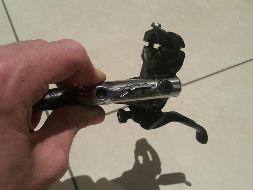 Shimano XT M785 Levers With SLX Calipers | Mountain Bike Brakes | Bike Hub