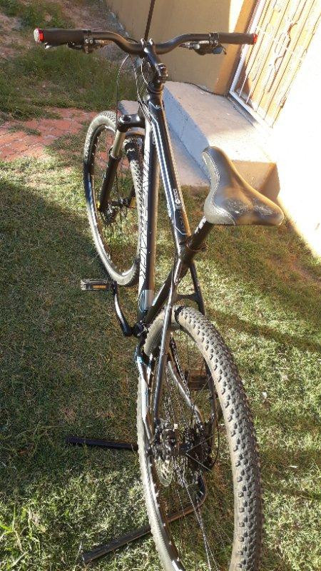 Silverback Sola 4, 2017 Large Frame | Hardtail Mountain Bikes | Bike Hub