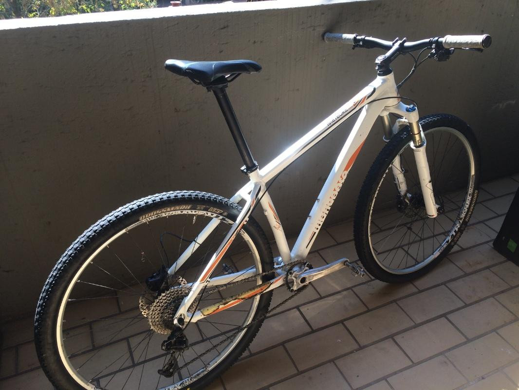 Mongoose Meteore Elite | Hardtail Mountain Bikes | Bike Hub