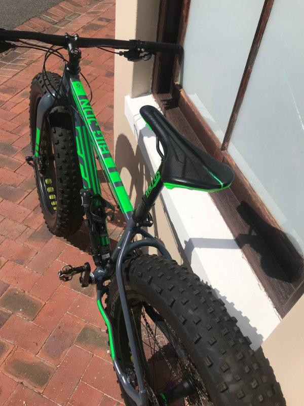 2016 Scott Big Jon Hardtail Fat Bike Black Green | Bike Hub