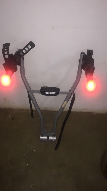 Thule Express 2 Bikes | Bike Racks & Trailers | Bike Hub