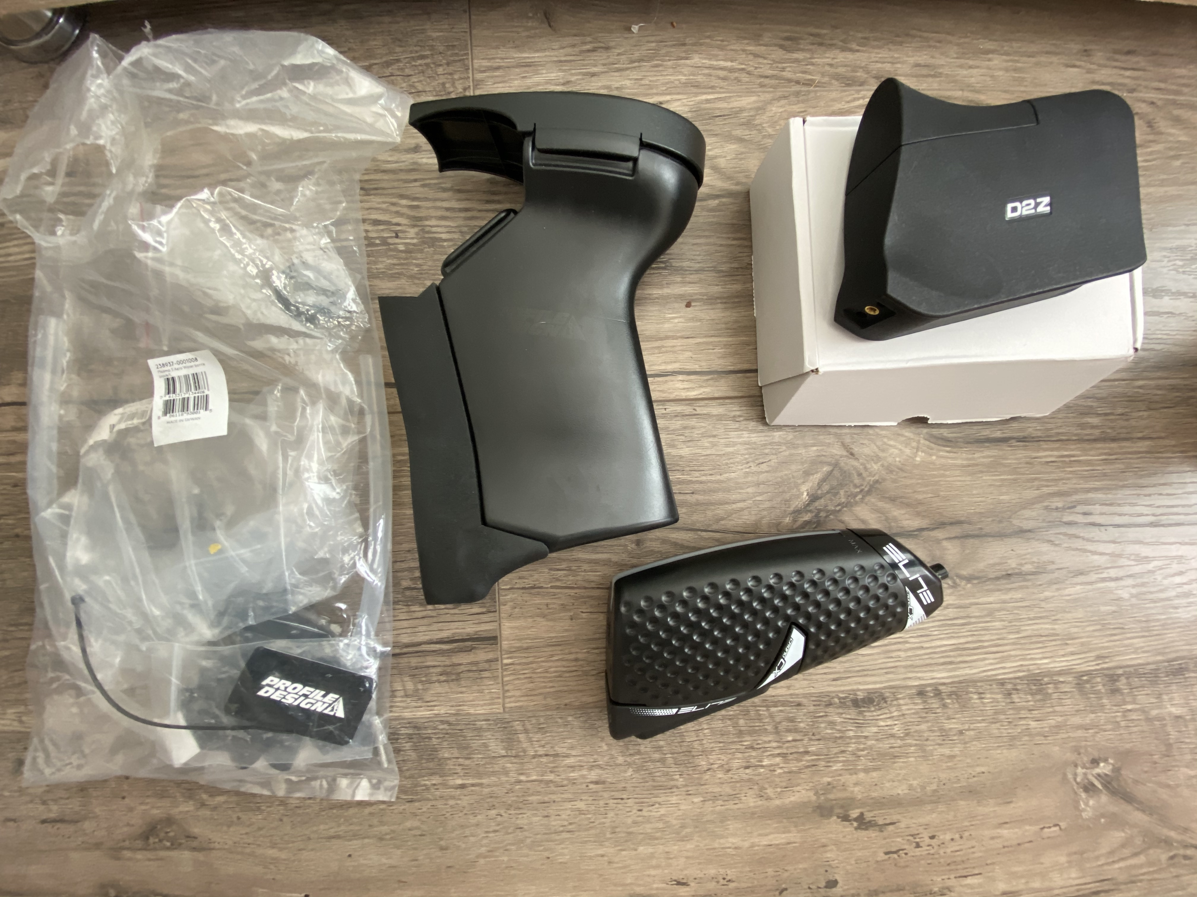 Scott Plasma 5 Front Water Bottle Kit | Bottle Cages | Bike Hub