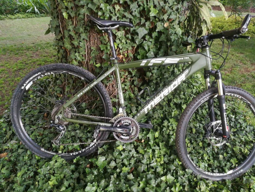 Merida Matts TFS 700 26er | Hardtail Mountain Bikes | Bike Hub
