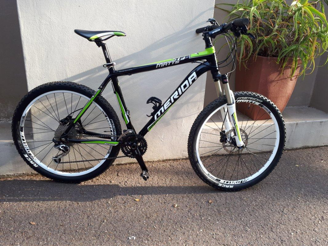 Merida Matts TFS 800 | Hardtail Mountain Bikes | Bike Hub