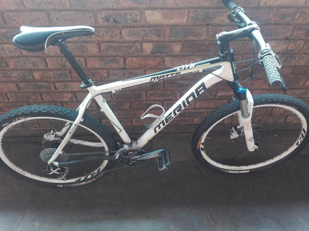 Merida Matts 1000 Lite | Hardtail Mountain Bikes | Bike Hub