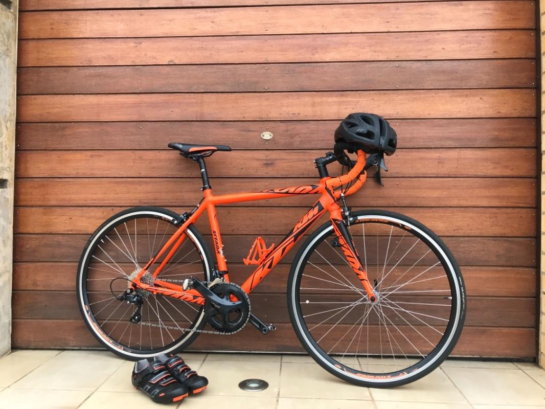 KTM Strada 800 | Road Bikes | Bike Hub