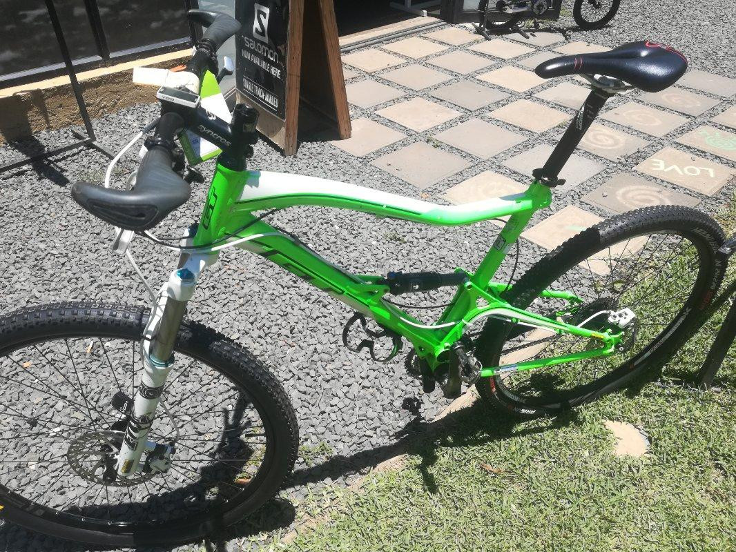 GT Sensor Pro 9R | Dual Suspension Mountain Bikes | Bike Hub