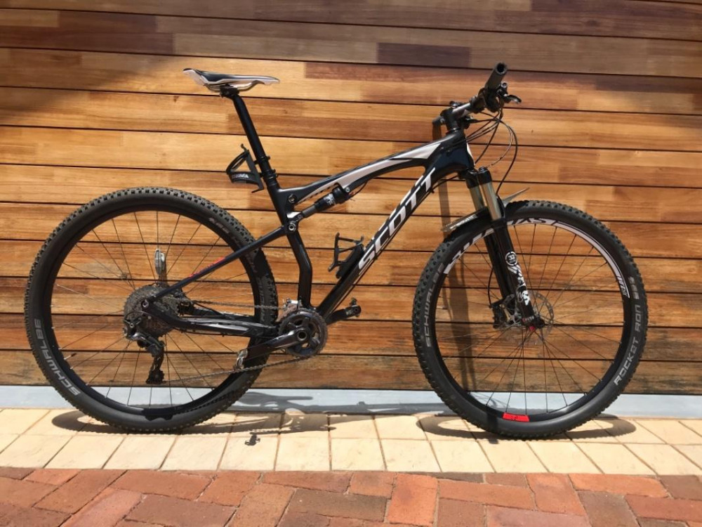 2016 Scott Spark 910 Large MTB - Great Condition!! | Bike Hub