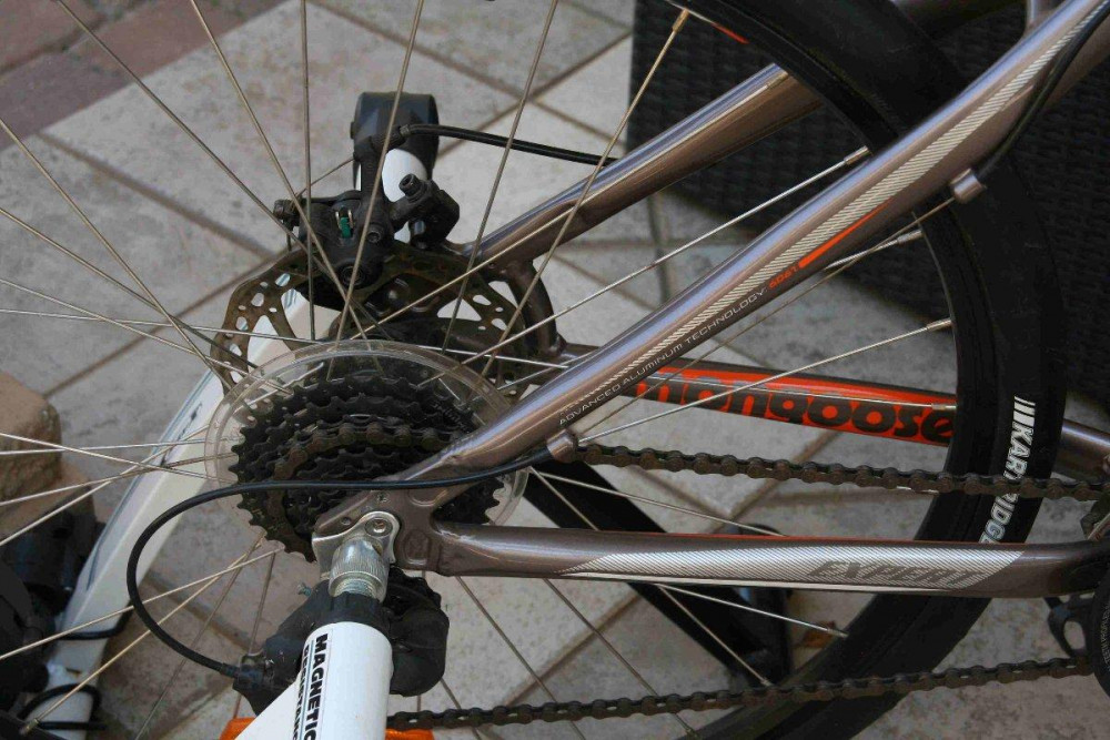 Mongoose Switchback (shock And Disc Brakes) | Bike Hub