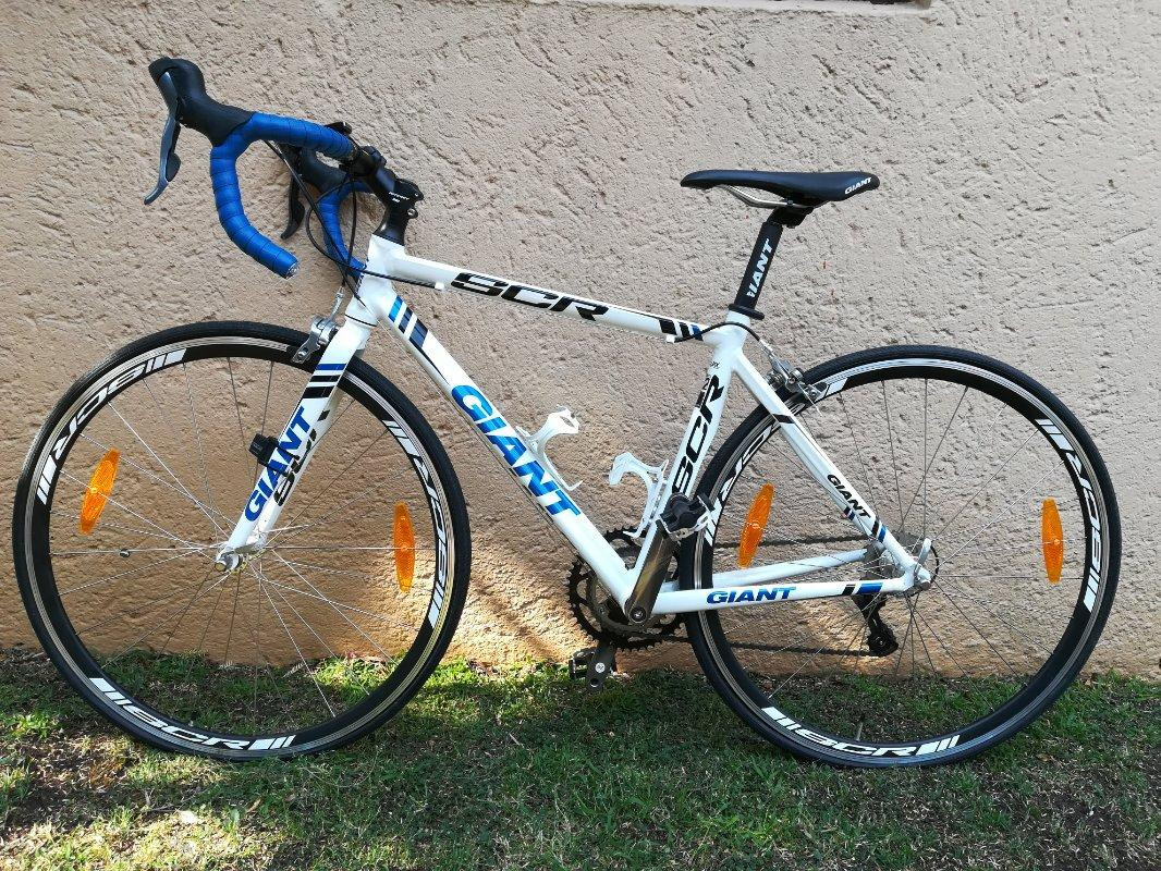 Mint Condition Giant SCR 2016 For Sale | Road Bikes | Bike Hub
