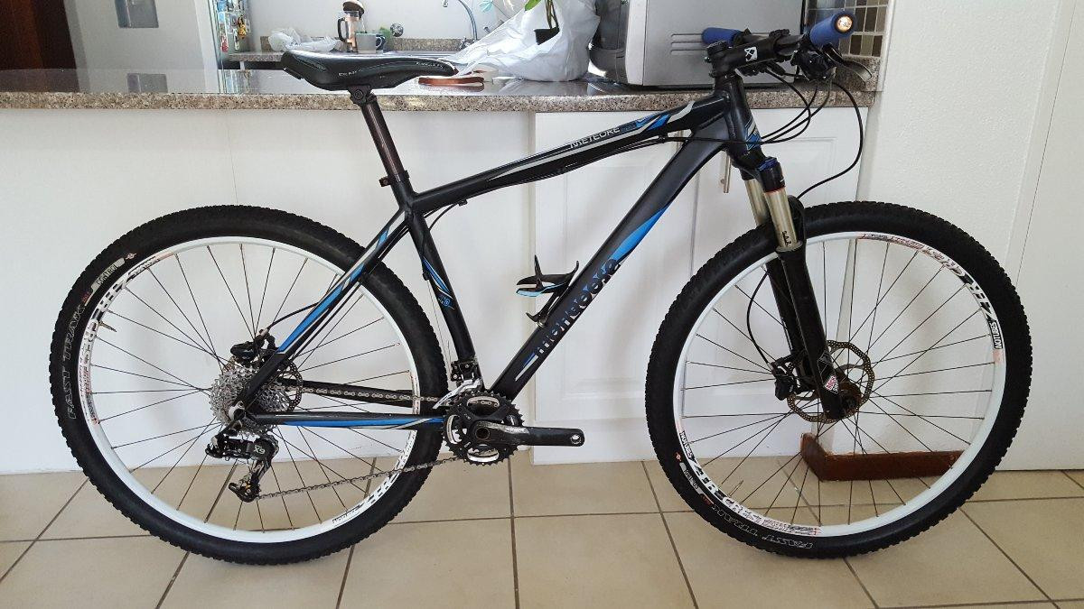 Mongoose Meteore Expert 29er | Hardtail Mountain Bikes | Bike Hub