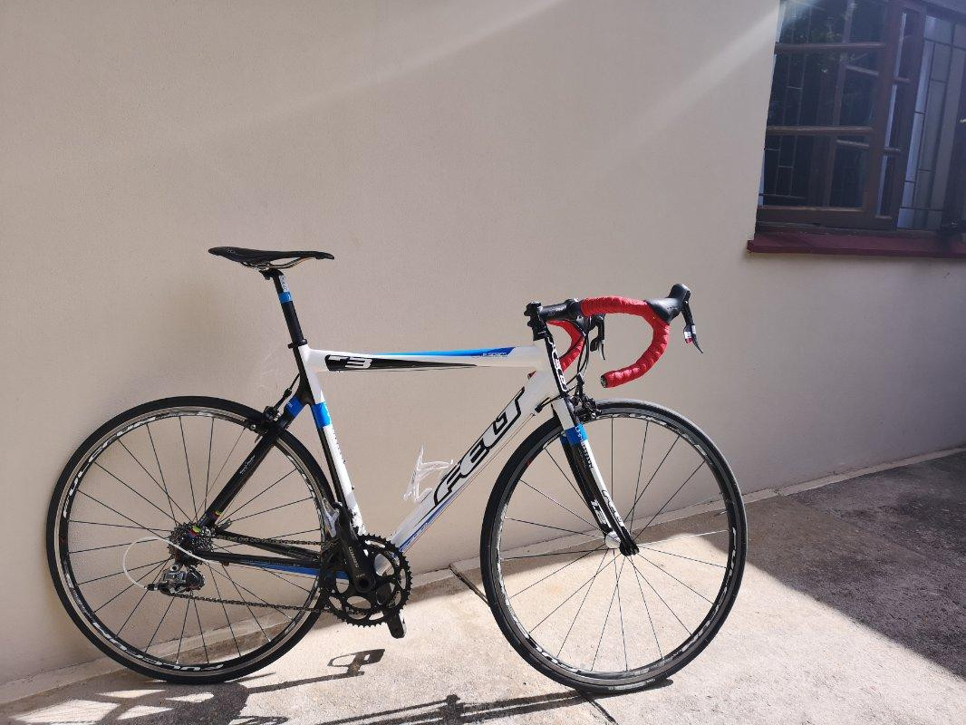Felt F3 - Full Carbon | Road Bikes | Bike Hub