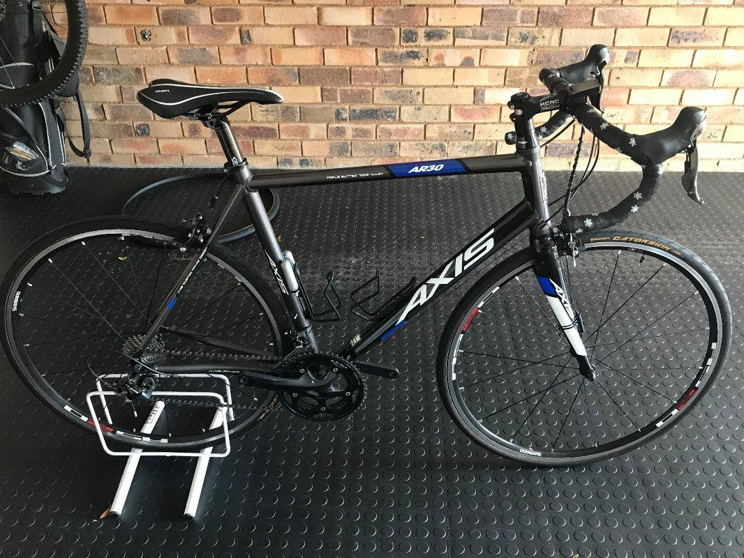 Axis AR30 | Road Bikes | Bike Hub