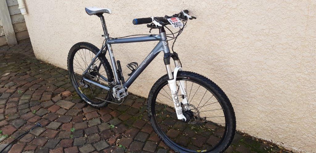 Mongoose Meteore Comp 26" | Hardtail Mountain Bikes | Bike Hub