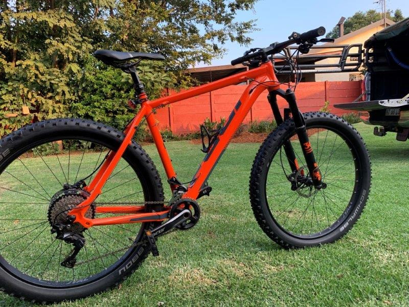 Fuji Bighorn plus | Hardtail Mountain Bikes | Bike Hub