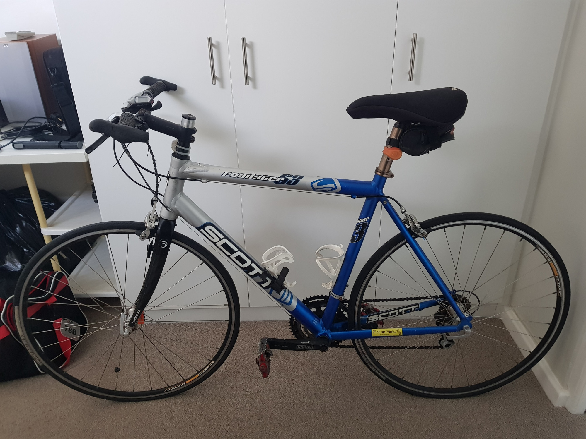 Scott Roadster S3 | Commuter Bikes | Bike Hub