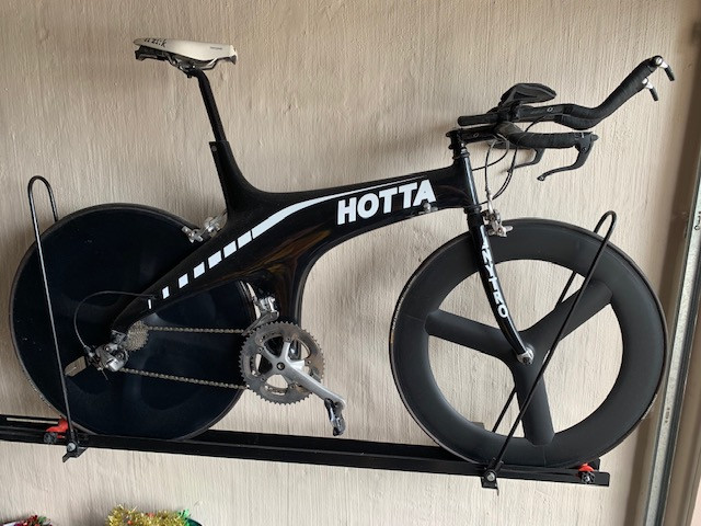 Hotta TT Bikes x 2 | Triathlon & Time Trial Bikes | Bike Hub