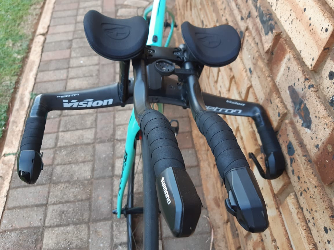 BIANCHI AQUILA CV | Triathlon & Time Trial Bikes | Bike Hub