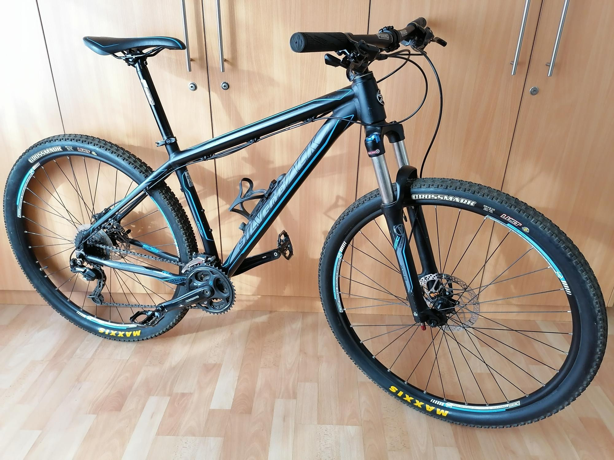Silverback Sola 4 *NEAT* | Hardtail Mountain Bikes | Bike Hub