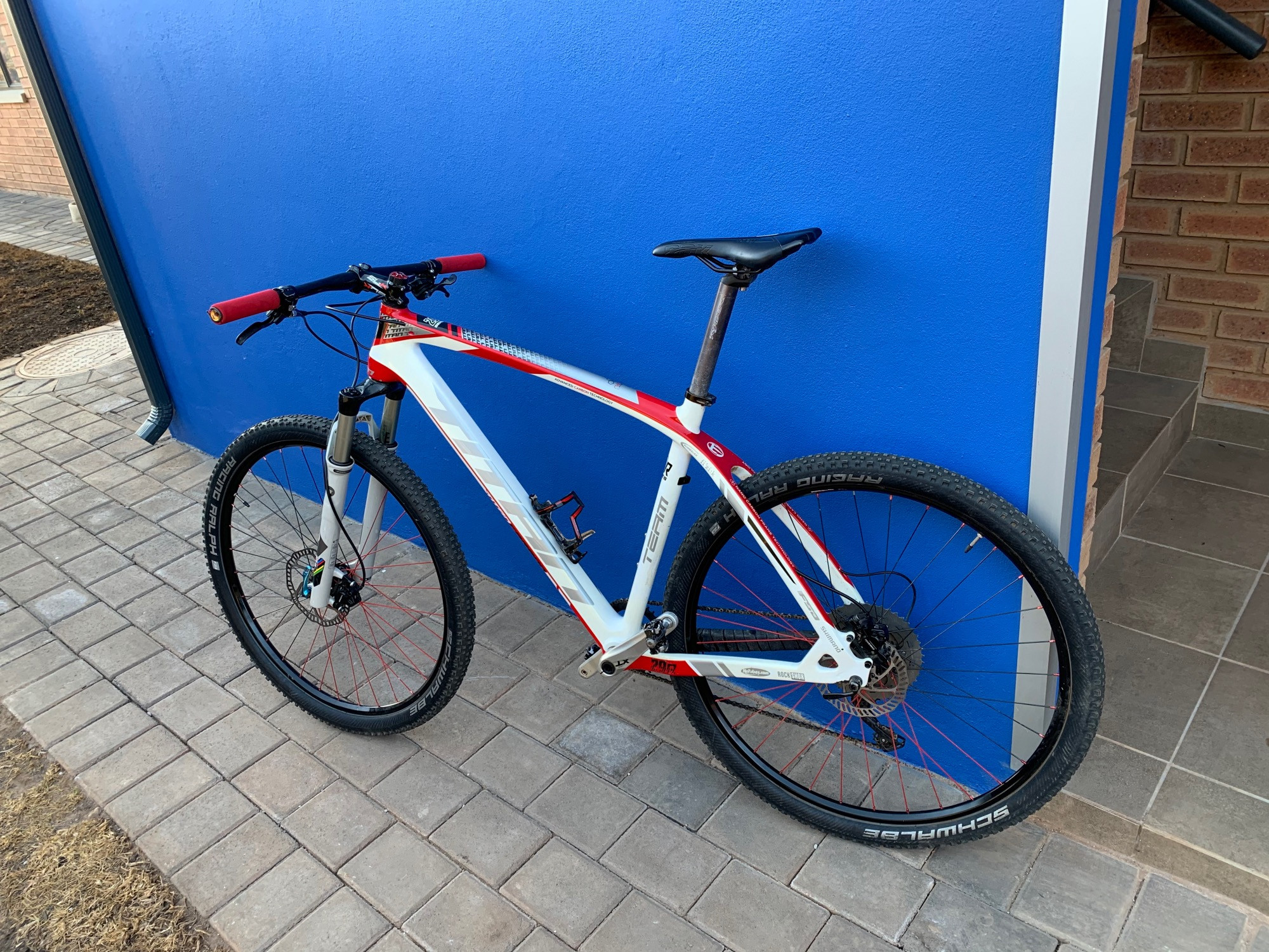 Titan Team Carbon | Hardtail Mountain Bikes | Bike Hub