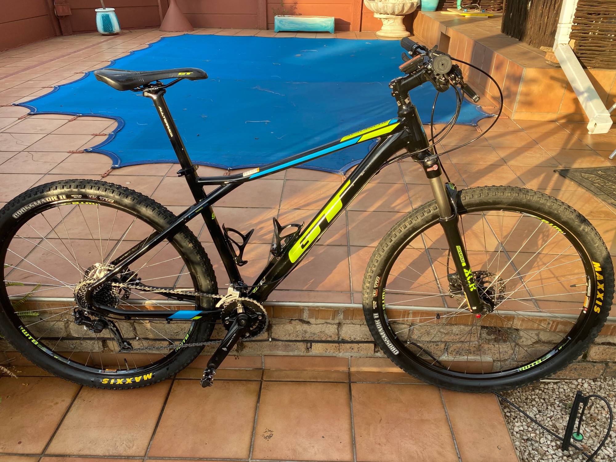 GT Avalanche Comp 29er | Hardtail Mountain Bikes | Bike Hub
