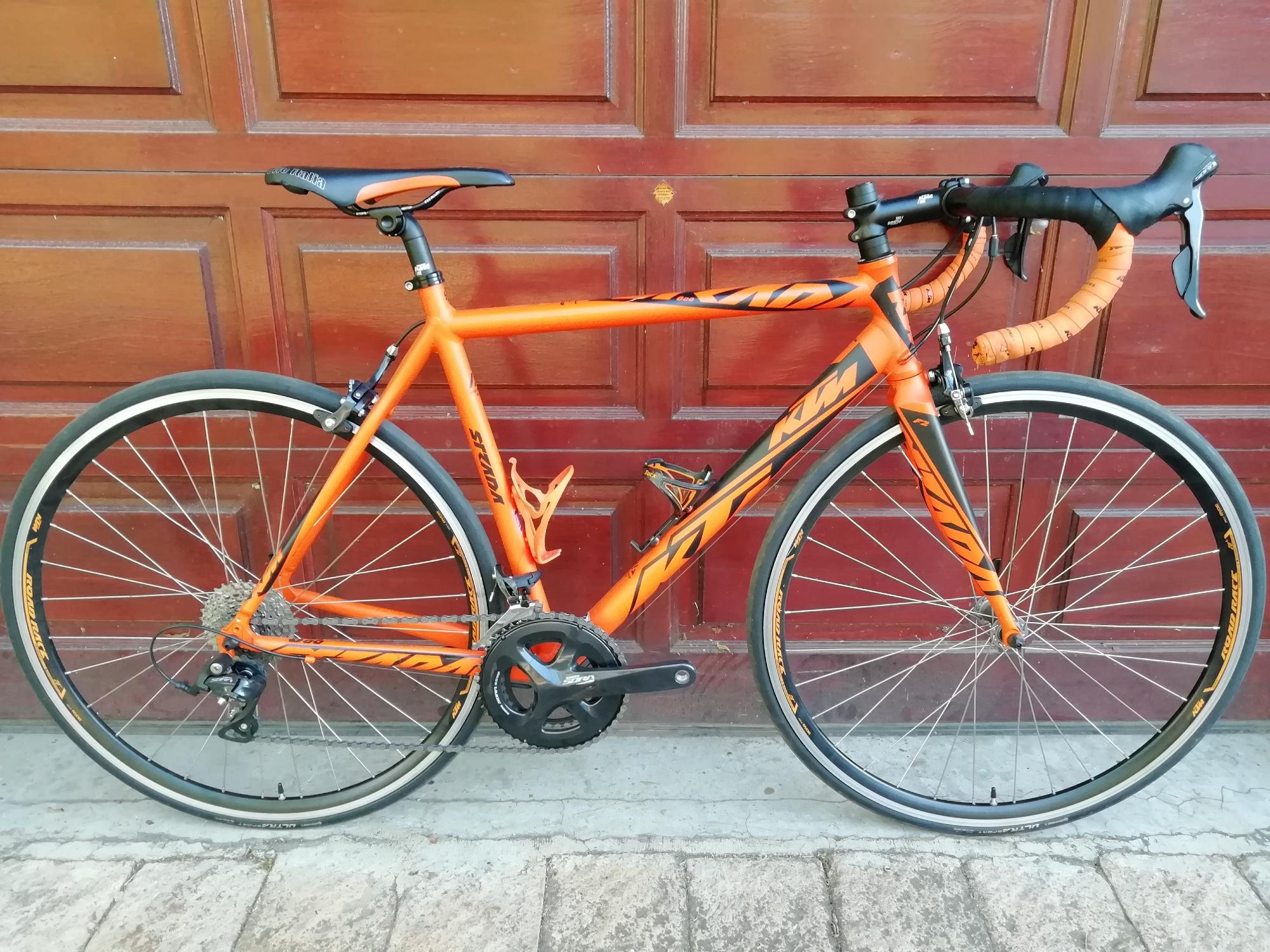KTM Strada 800 | Road Bikes | Bike Hub