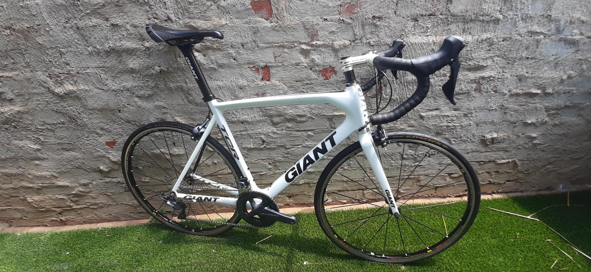 Giant TCR Advanced | Road Bikes | Bike Hub