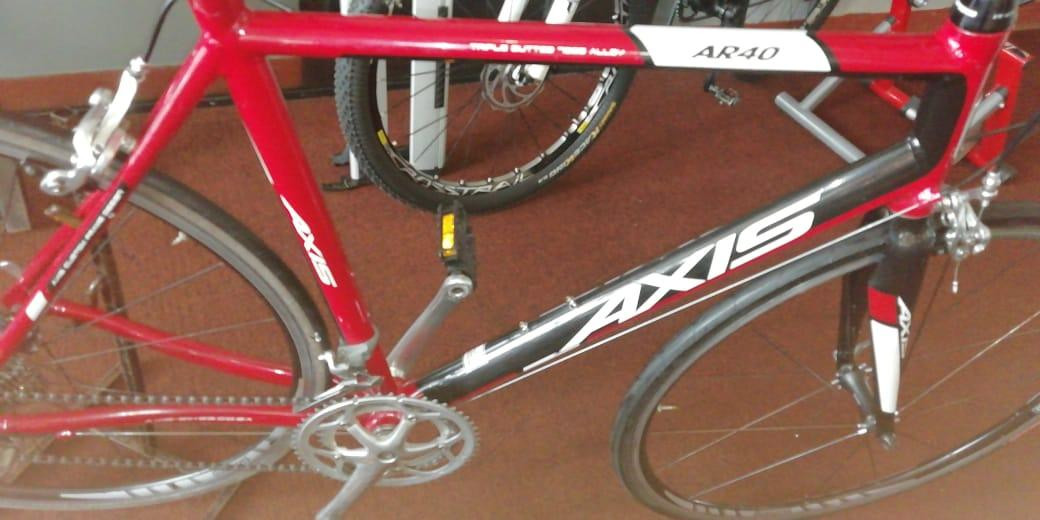 Axis AR 40 | Road Bikes | Bike Hub