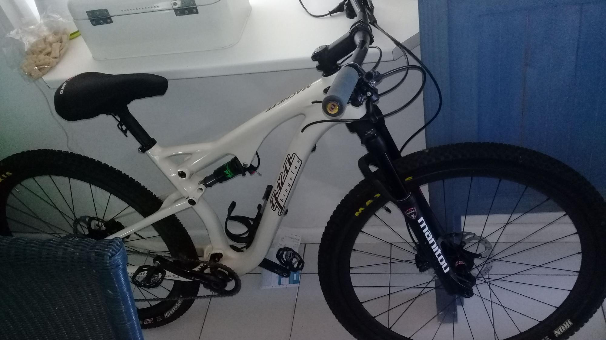 GVO Machete | Dual Suspension Mountain Bikes | Bike Hub