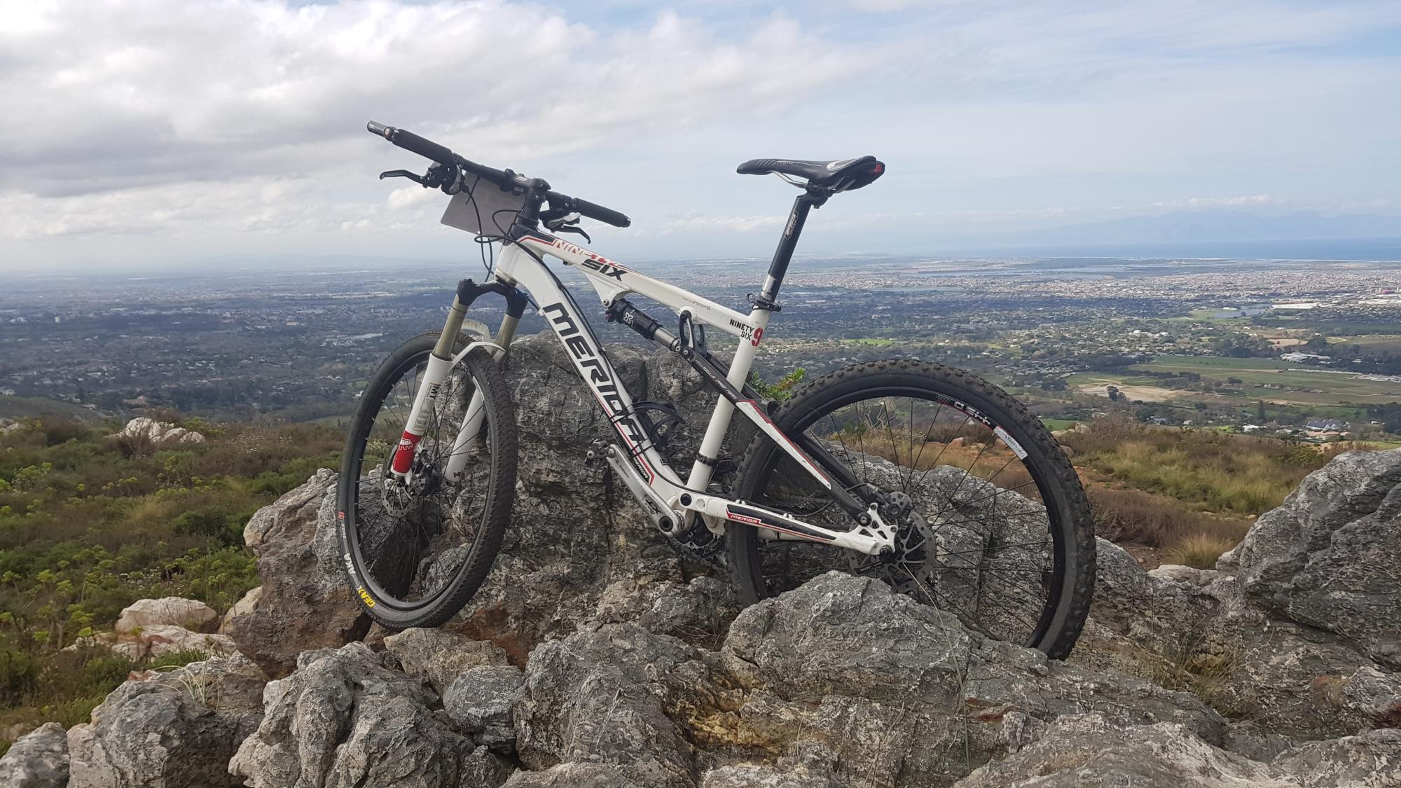 Merida Ninety Six HFS 3000 | Dual Suspension Mountain Bikes | Bike Hub