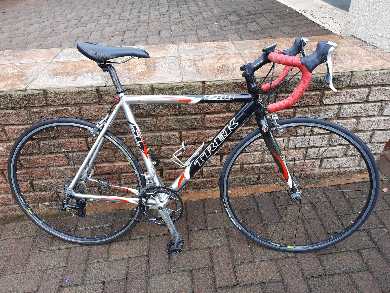 Trek 1200 | Road Bikes | Bike Hub