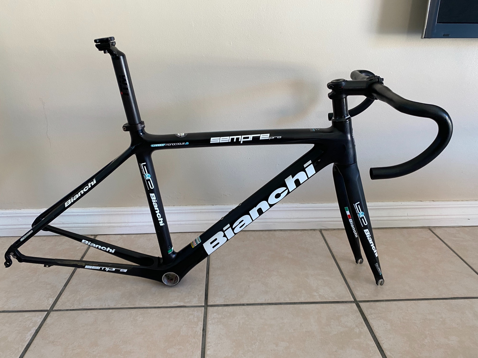 Bianchi Sempre pro | Road Bike Frames | Bike Hub