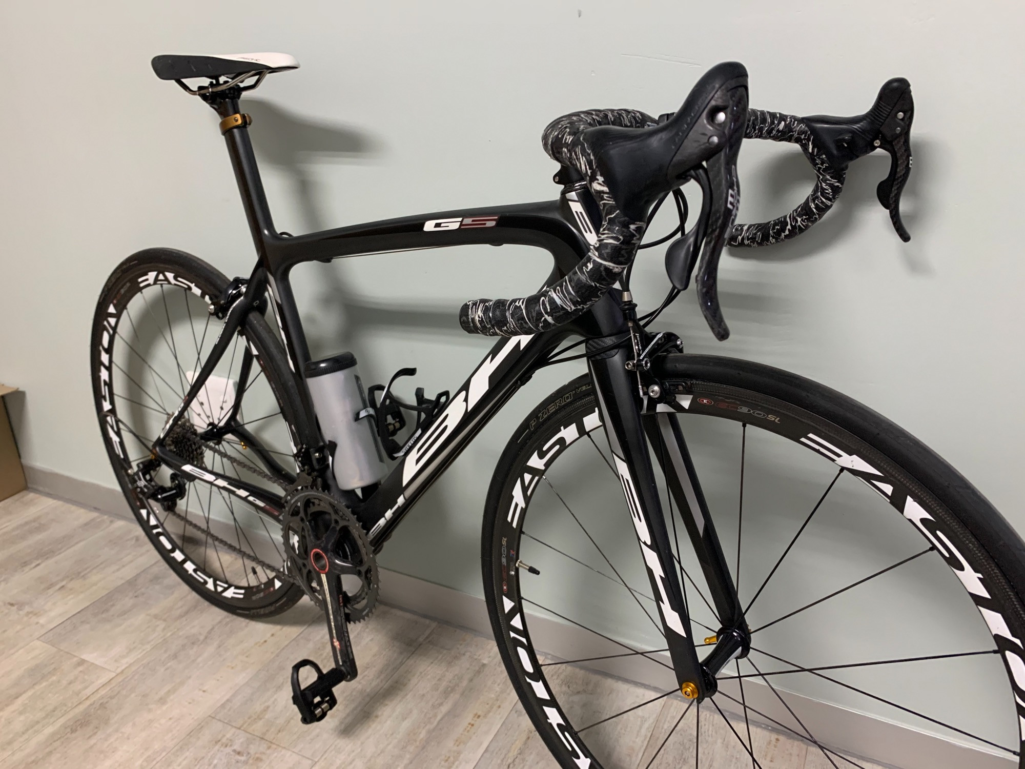 BH G5 Campag spec | Road Bikes | Bike Hub