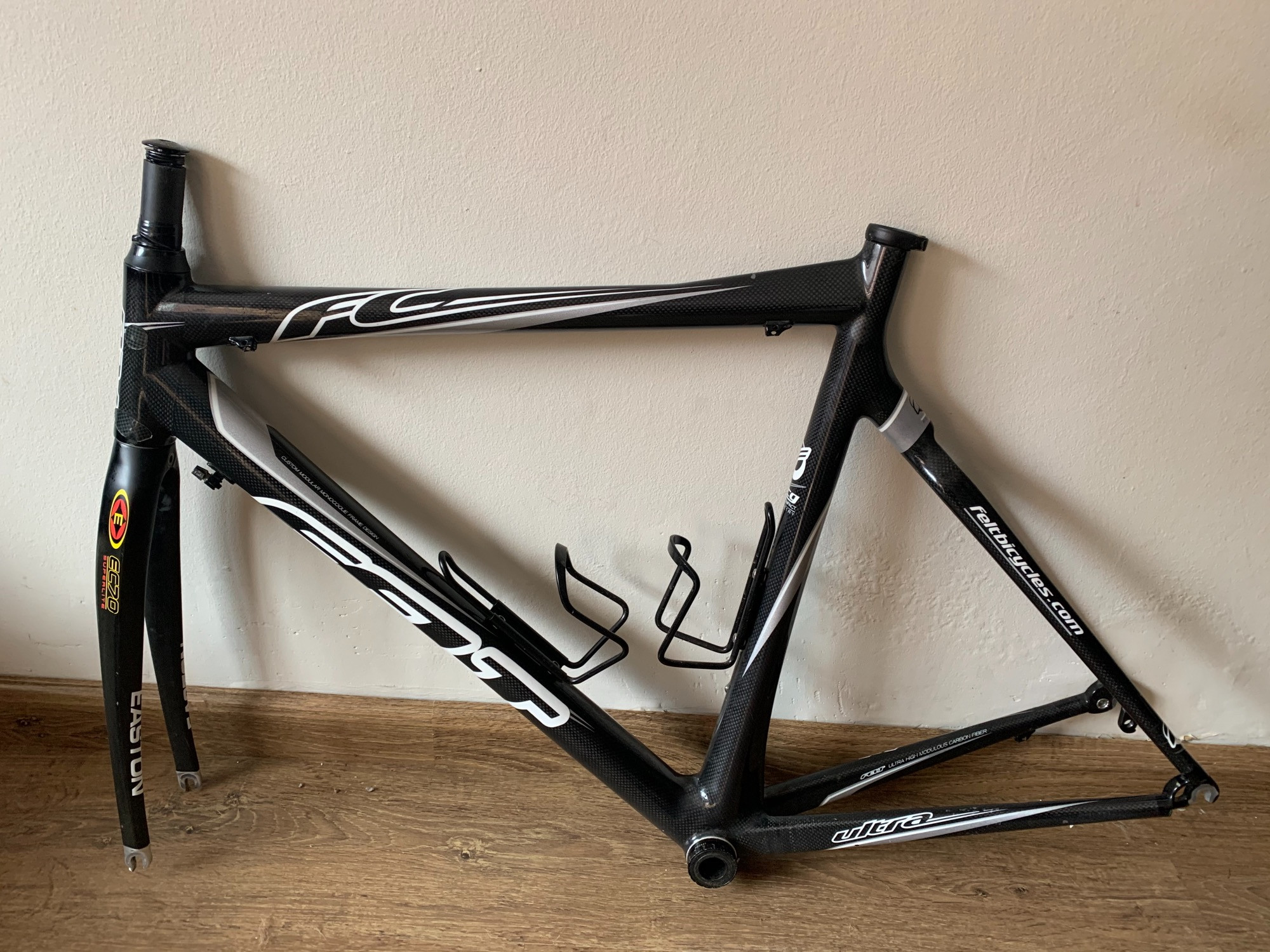 Full carbon frame | Road Bike Frames | Bike Hub